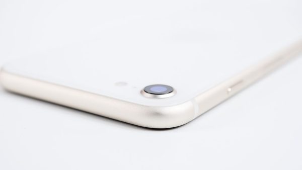 【iPhone SE3レビュー】iPhone童貞が、初めてiPhoneを買ってみた - ガジェらいふ